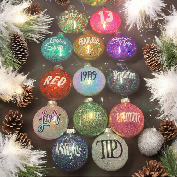 Taylor Swift | Holiday | Taylor Swift Set Of 3 Handcrafted Christmas ...